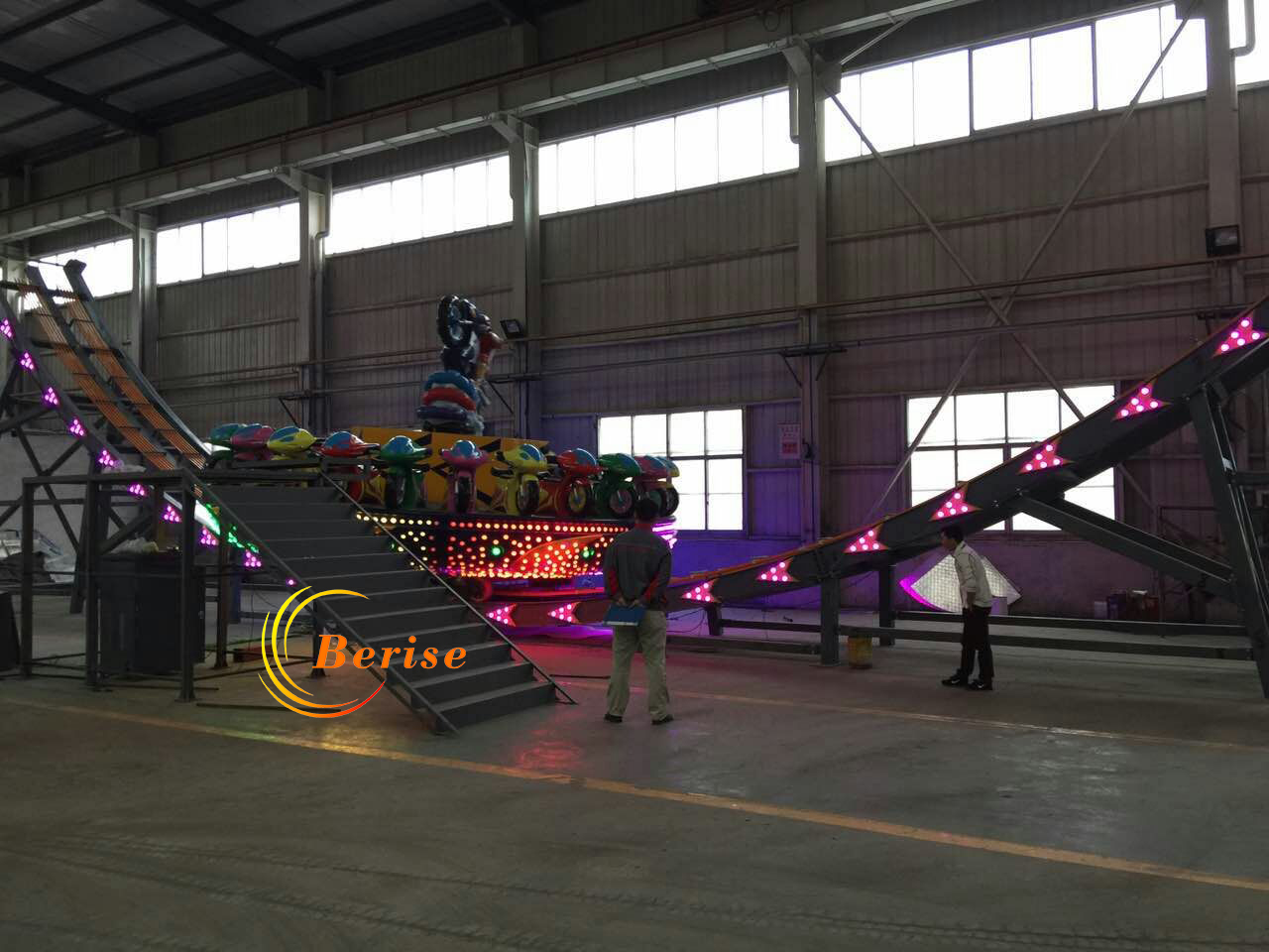 Flying UOF Rides - Buy park thrilling rides, funfair rides for sale ...